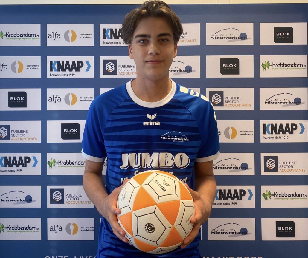 Joshua van Bronckhorst kiest voor Nieuwerkerk - CKV Nieuwerkerk